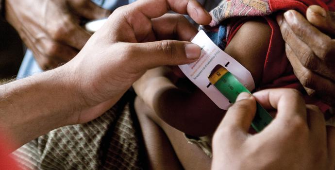 What is a MUAC band? | Save the Children International